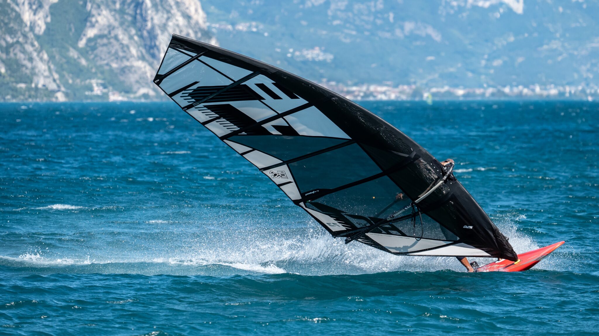 Windsurf Race Sail: Unleash Your Competitive Edge - POINT-7